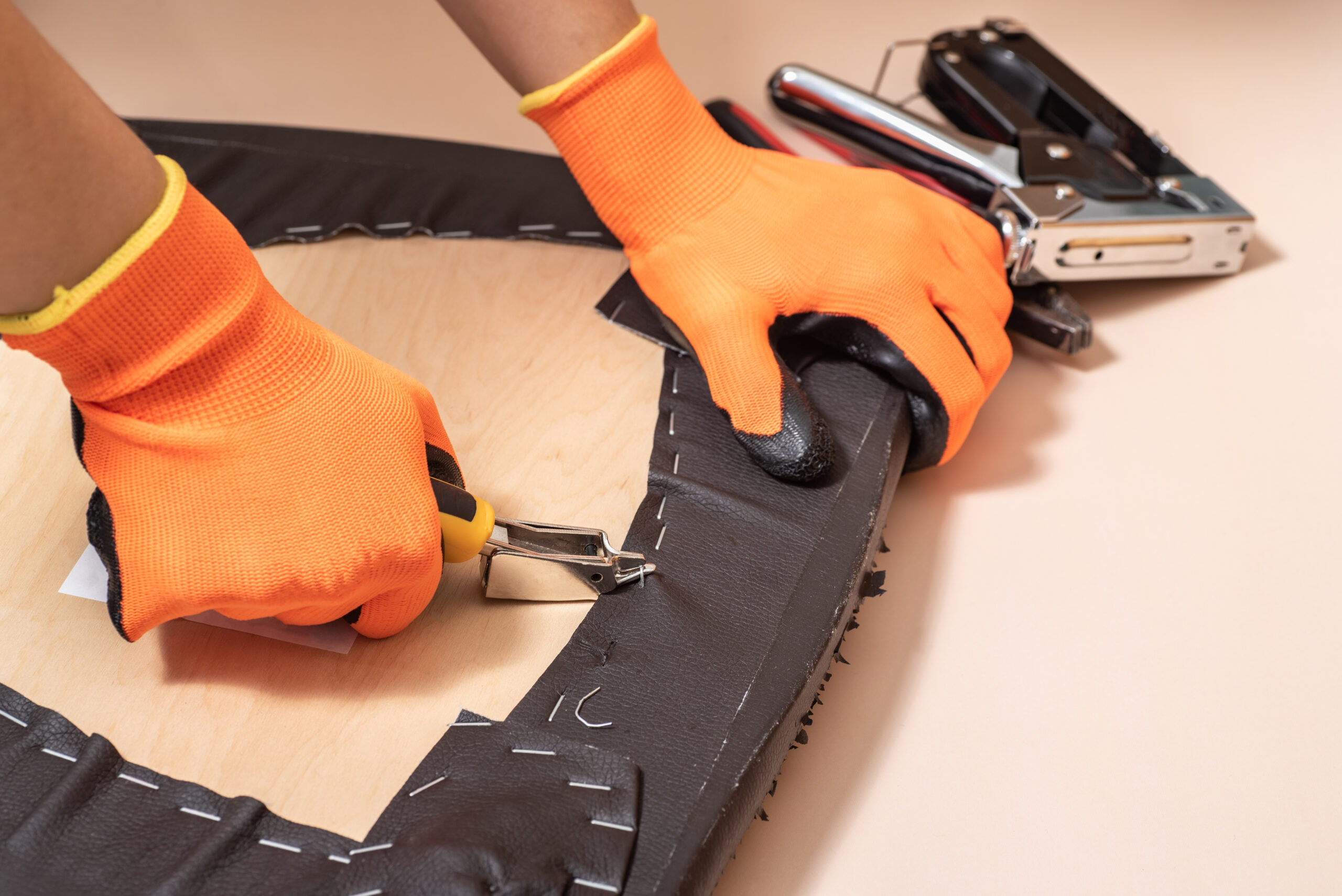 How Do You Remove a Hog Ring? | King Steel Fasteners